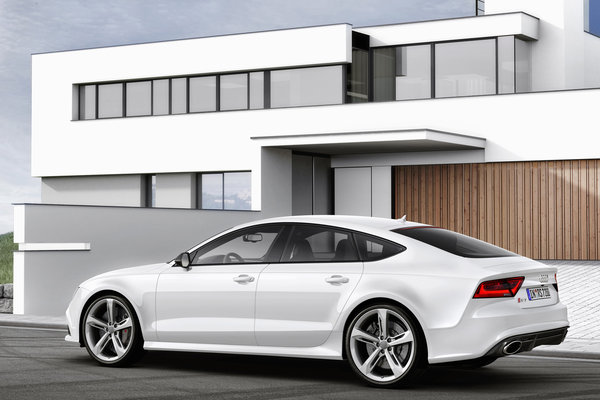 Audi RS7 White - Automobilen
